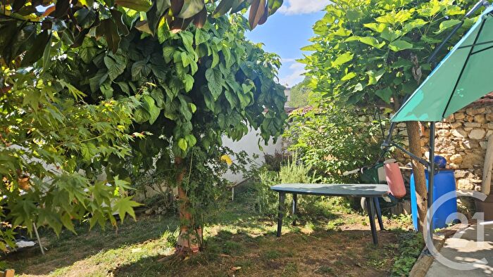 Maison à vendre - Vaux-en-Bugey - 5 pièces - 4 chambres