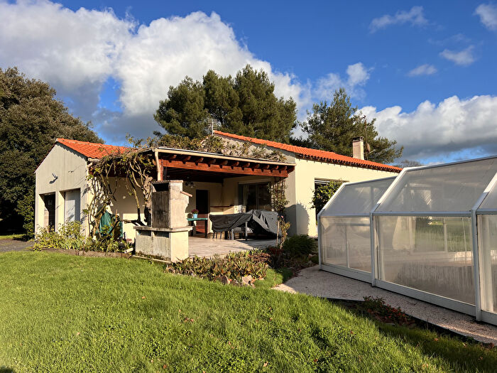 Maison à vendre - Machecoul - 6 pièces - 3 chambres