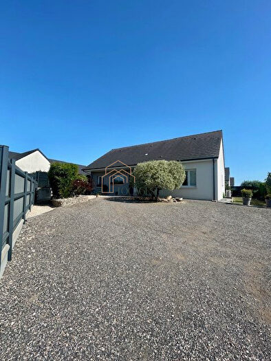 La Chapelle-Saint-Ursin : Maison 6 pièces à louer