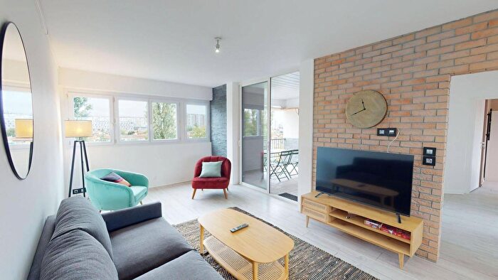 Appartement à louer - Jean-Jaures-Ravezie, Le Bouscat - 7 pièces - 6 chambres