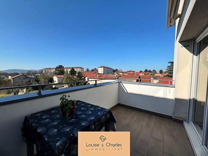 Appartement à vendre - Rillieux-la-Pape, Perica, Village - 3 pièces - 2 chambres