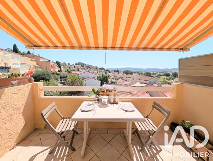 Cogolin, Centre-ville, Subeiran, Pas de Grimaud : Appartement 3 pièces à vendre