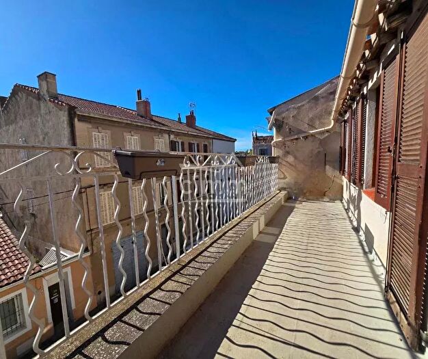 Appartement à vendre - Marseille e  - 4 pièces - 3 chambres