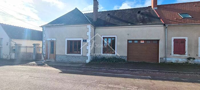 Maison à vendre - Ainay-le-Château - 7 pièces - 4 chambres