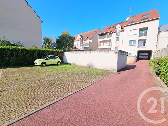 Appartement à vendre - Herblay, Centre-ville - 2 pièces - 1 chambre