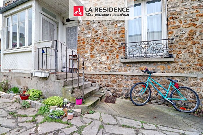 Maison à vendre - Saint-Germain-en-Laye, Alsace, Péreire - 3 pièces - 2 chambres