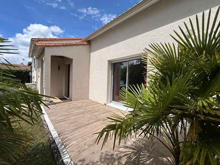 Maison 6 pièces à Aiffres, à vendre
