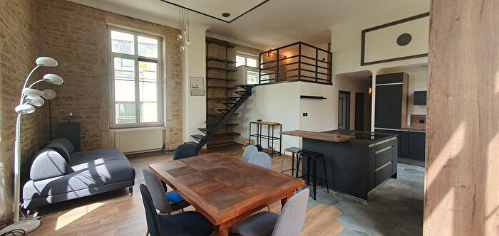 Villefranche-sur-Saône, Nord Est - Appartement 4 pièces à louer