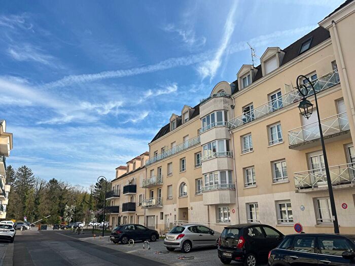 Appartement à louer - Est, Lamorlaye - 2 pièces - 1 chambre