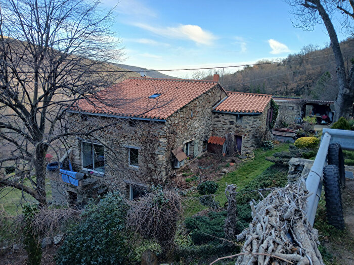 Maison à vendre - Prunet-et-Belpuig - 8 pièces - 4 chambres