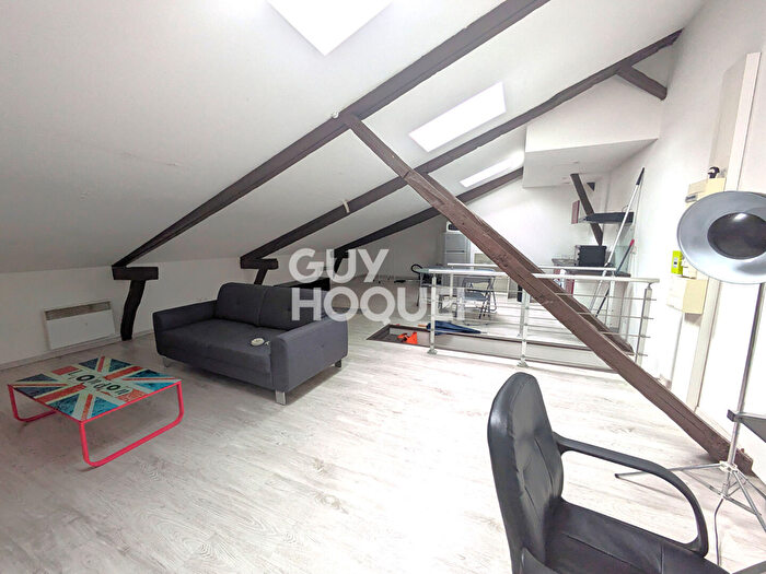 Appartement à louer - Cahors, Centre-ville - 2 pièces - 1 chambre