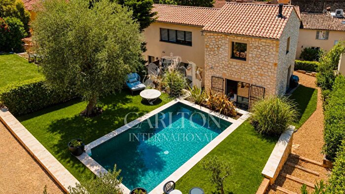 Valbonne, Village : Maison 6 pièces à vendre
