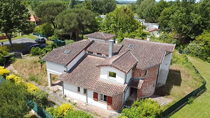 Maison à vendre - Rivières - 9 pièces - 1 chambre