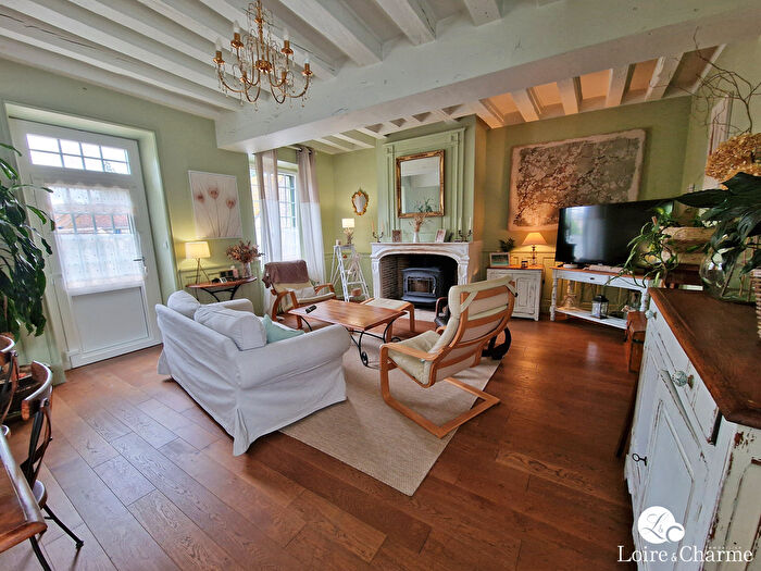 Maison à vendre - Molineuf - 8 pièces - 4 chambres