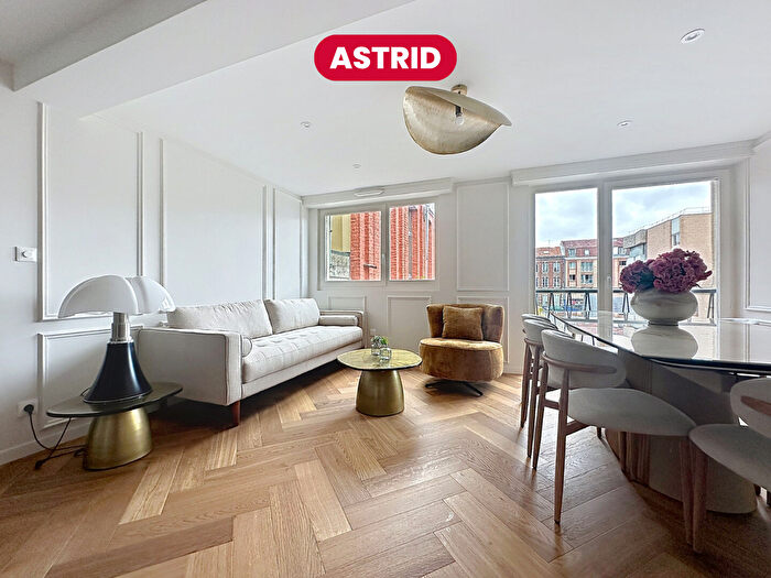 Lille, Centre-ville, Euralille : Appartement 4 pièces à vendre