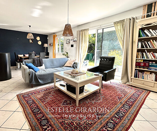 Carquefou, Centre-ville, Charbonneau, Châteaubriand, Bois Saint-Lys : Maison 5 pièces à vendre