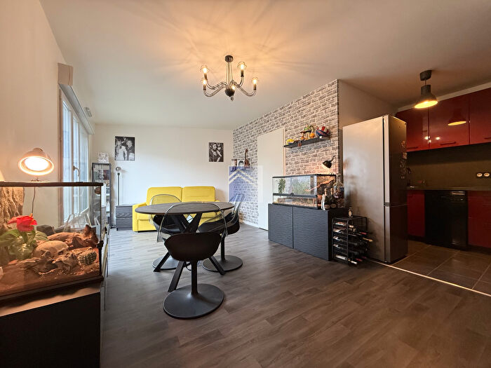 Appartement à vendre - Montigny-lès-Cormeilles, Village - 1 pièce