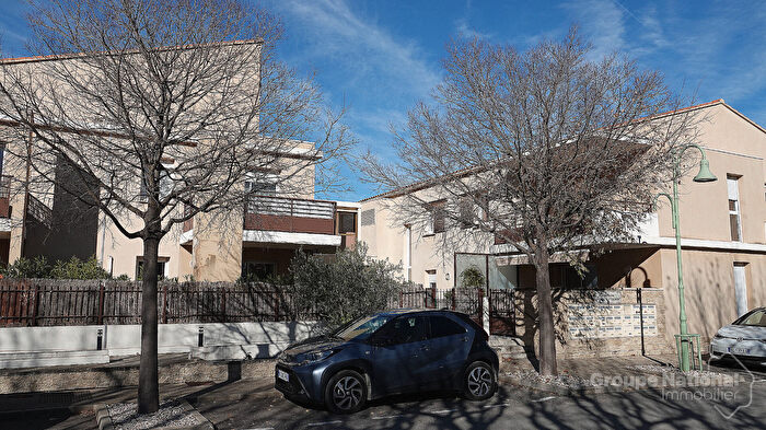 Appartement à vendre - Oppède - 3 pièces - 2 chambres