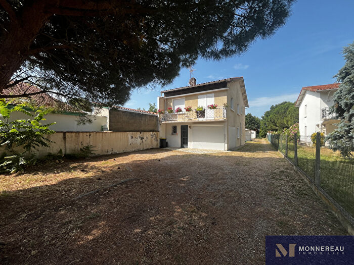 Maison à vendre - Saint-Georges-de-Didonne, Vallières - 7 pièces - 5 chambres