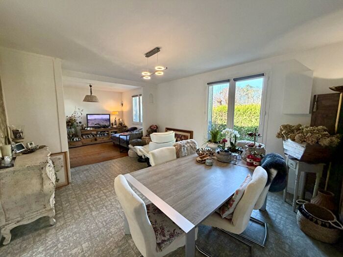 Maison à vendre - Chécy - 4 pièces - 3 chambres