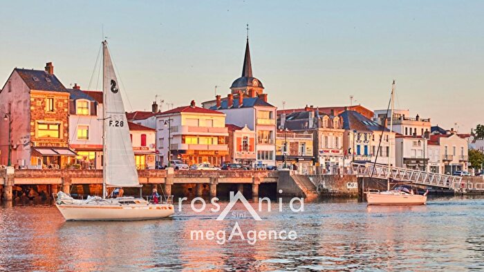 Les Sables-d'Olonne, Sous-préfecture, La Chaume - Maison 7 pièces à vendre