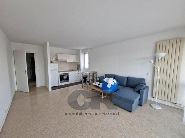 Appartement à louer - Metz, Les Iles - 1 pièce