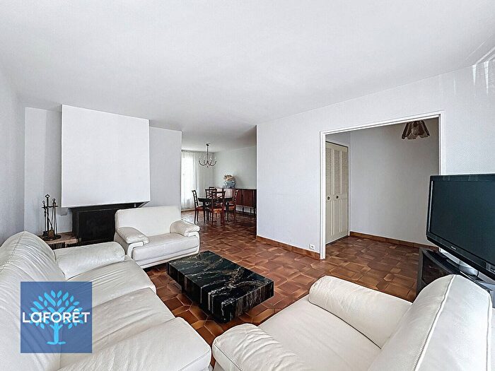 Maison à louer - La Verville Ouest, Mennecy - 5 pièces - 3 chambres