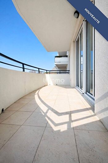 Appartement à louer - Estroublans, Vitrolles - 2 pièces - 1 chambre