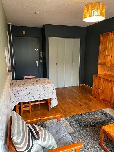 Appartement 1 pièce à louer - Le Hameau, Pau