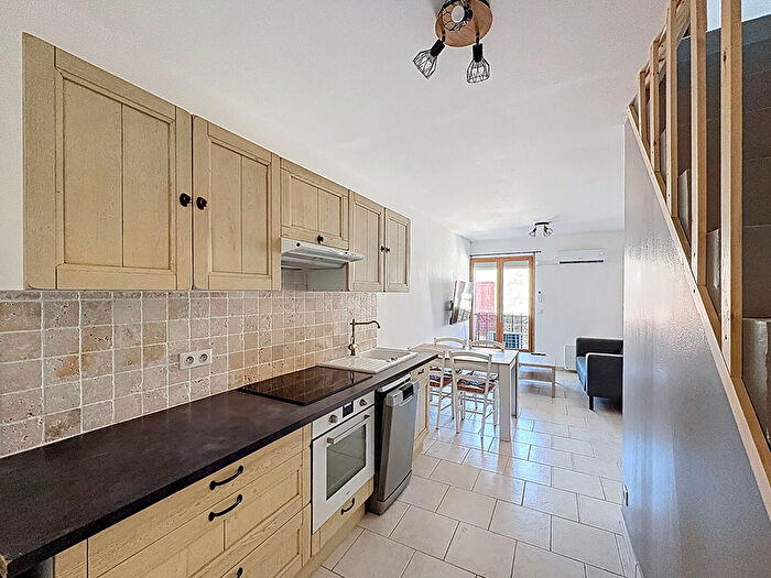 Maison à louer - Brue-Auriac - 3 pièces - 2 chambres