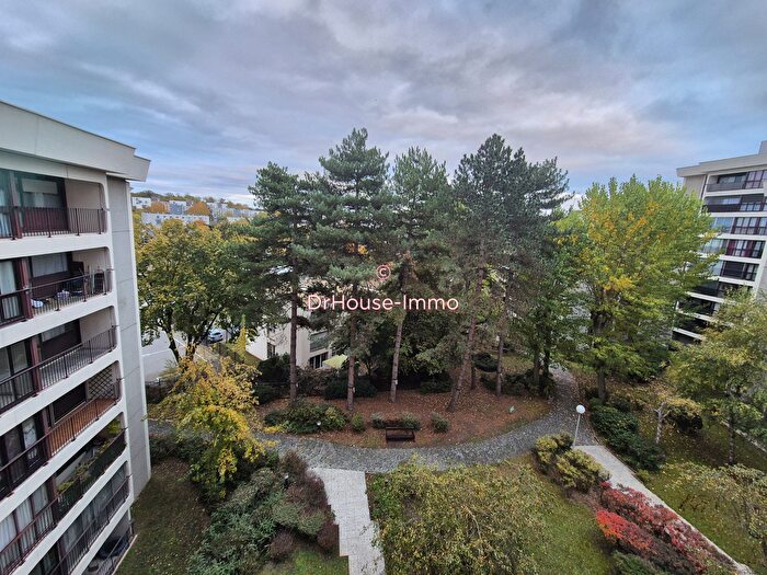 Appartement 2 pièces à Les Mureaux, Grand Ouest, à vendre