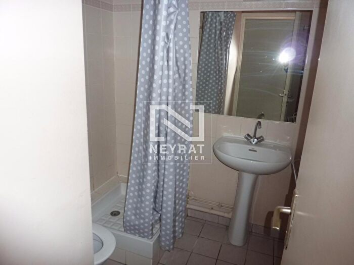 Appartement à louer - Chalon-sur-Saône, Centre-ville - 1 pièce