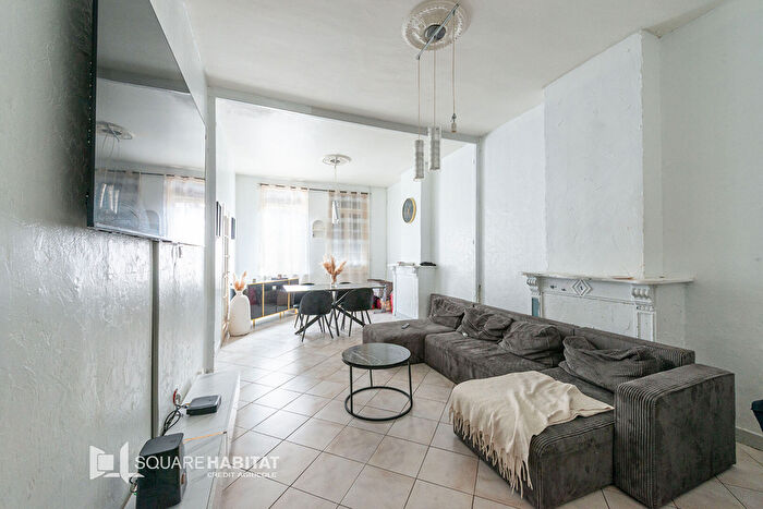 Maison à vendre - Denain, Bellevue - 6 pièces - 3 chambres