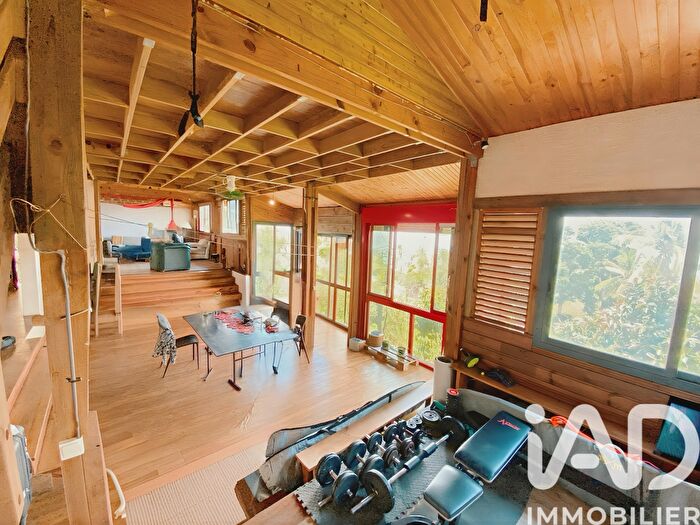 Maison à vendre - Dembéni, Dembeni - 5 pièces - 4 chambres