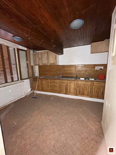 Maison à vendre - Thiers - 5 pièces - 3 chambres