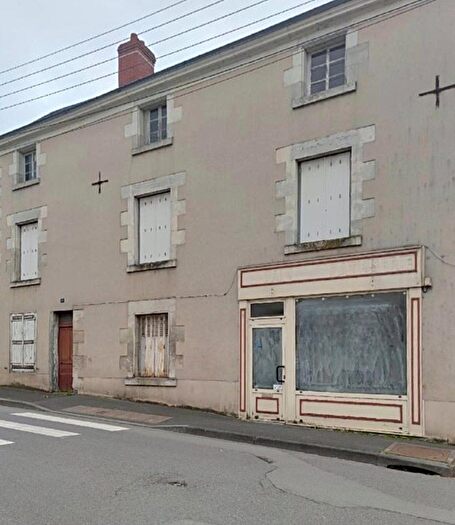 Maison à vendre - Buzançais - 5 pièces - 4 chambres