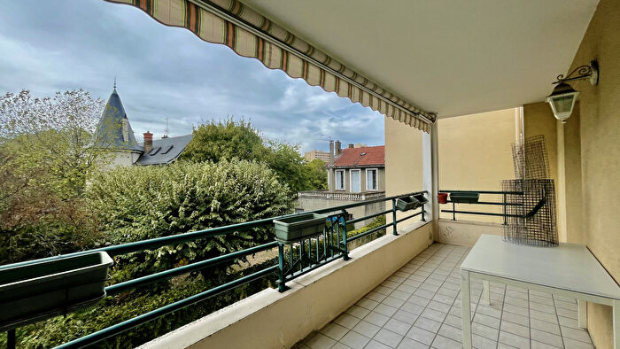 Villeurbanne, Grand Clément : Appartement 3 pièces à vendre