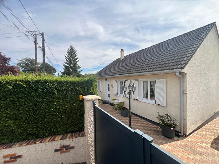 Maison 5 pièces à vendre à Houx