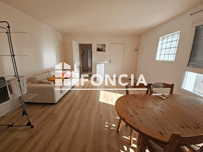 Appartement à louer - Centre Ville Sud, Villejuif - 3 pièces - 2 chambres