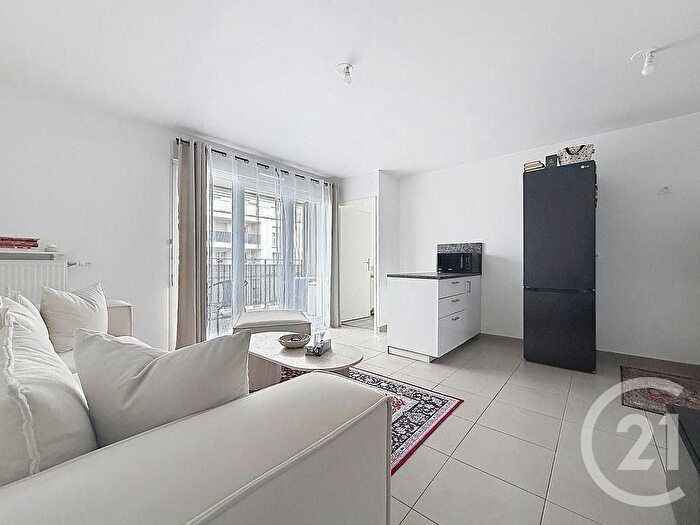Montfermeil, Centre-ville - Appartement 3 pièces à vendre