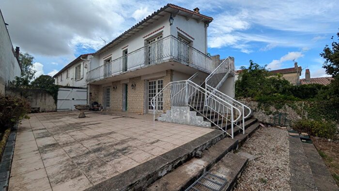 Saint-Gelais : Maison 5 pièces à vendre