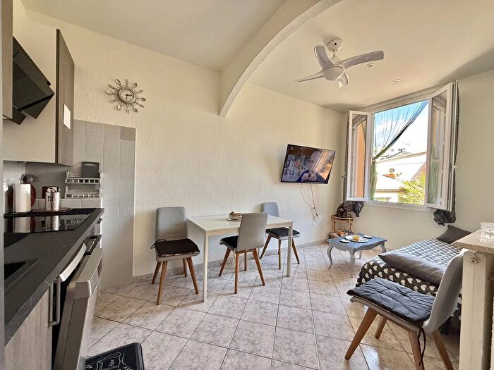 Appartement 3 pièces à louer - Nice, Saint-Lambert, Bas-Cimiez