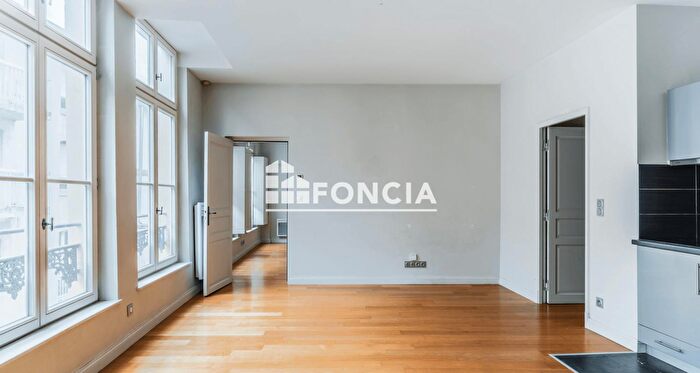 Metz, Ancienne ville : Appartement 2 pièces à vendre