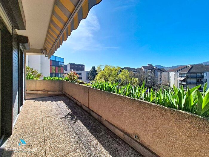 Appartement à louer - Chamalières - 3 pièces - 2 chambres