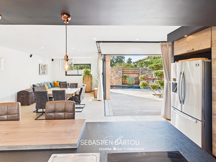 Maison à vendre - Lecci - 4 pièces - 3 chambres