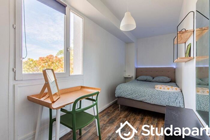 Appartement à louer - Pyramides Sud, Évry-Courcouronnes - 1 pièce - 1 chambre