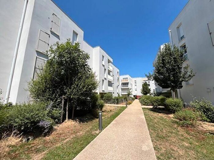 Appartement à louer - Zone dActivité les Bordes, Bondoufle - 2 pièces - 1 chambre