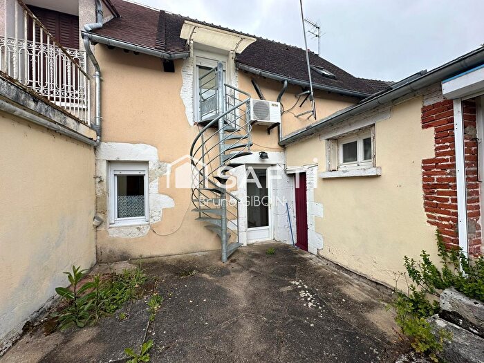 Maison 4 pièces à Gien, Centre-ville, à vendre