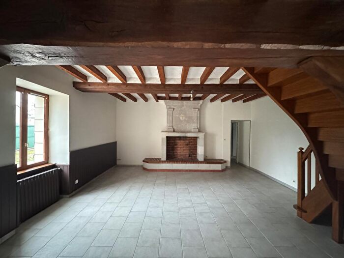 Maison 4 pièces à louer à Beaufort-en-Vallée