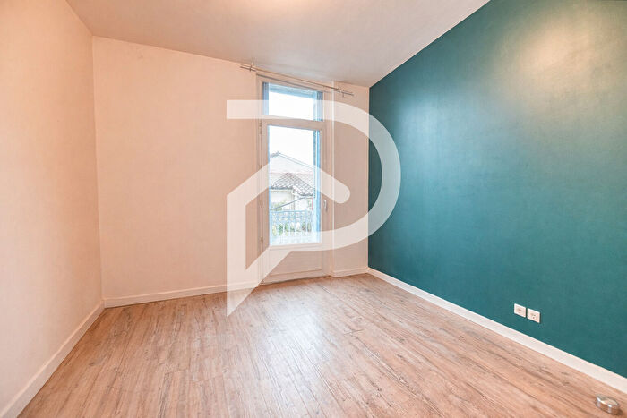 Appartement à louer - Nîmes, Richelieu - 3 pièces - 2 chambres